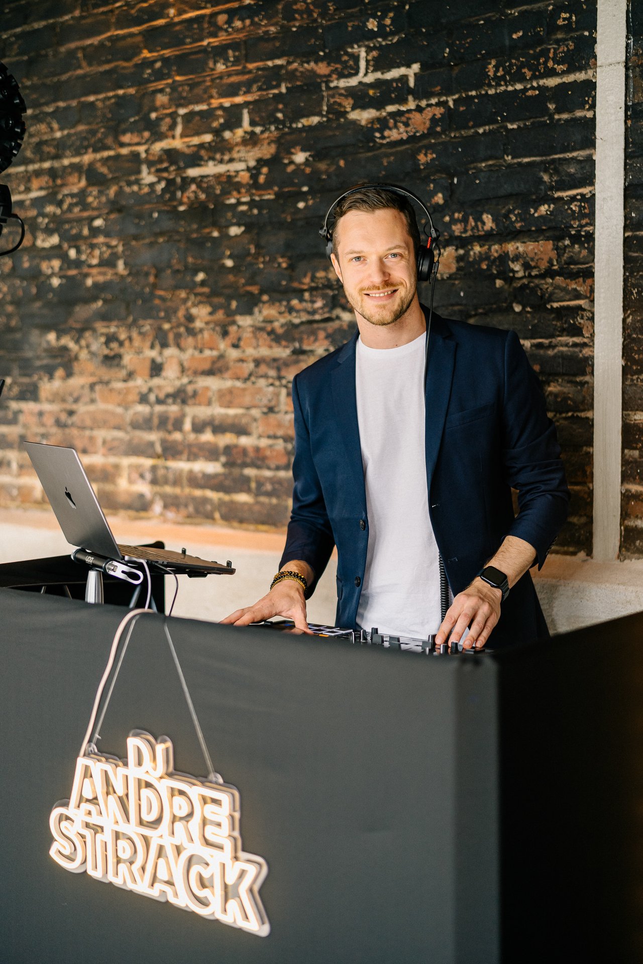 DJ Andre Strack Musik | Bridebook