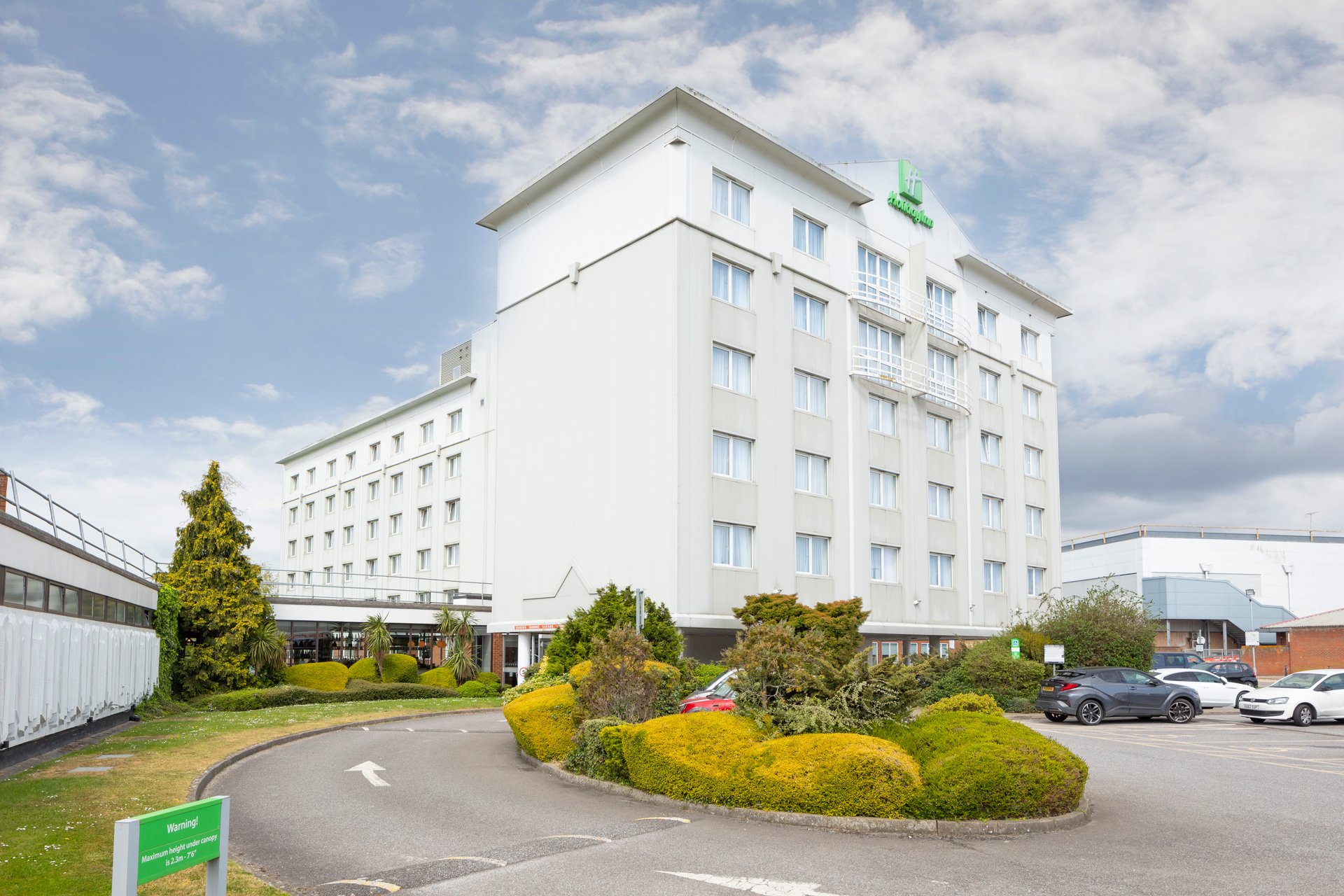 Holiday Inn Basildon Wedding Venue | Prices & Reviews | Bridebook