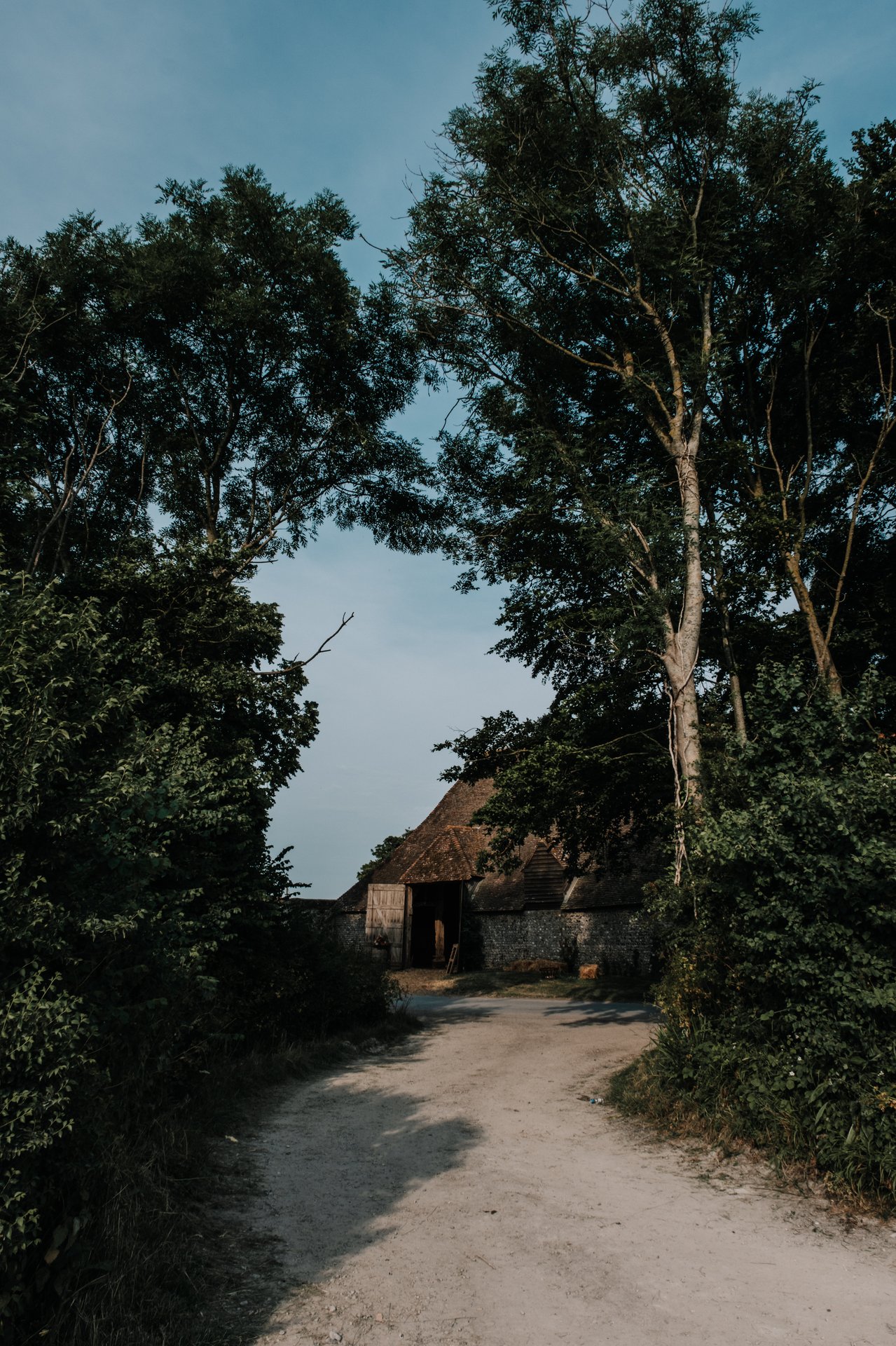 Alciston Tithe Barn Wedding Venue | Prices & Costs | Bridebook