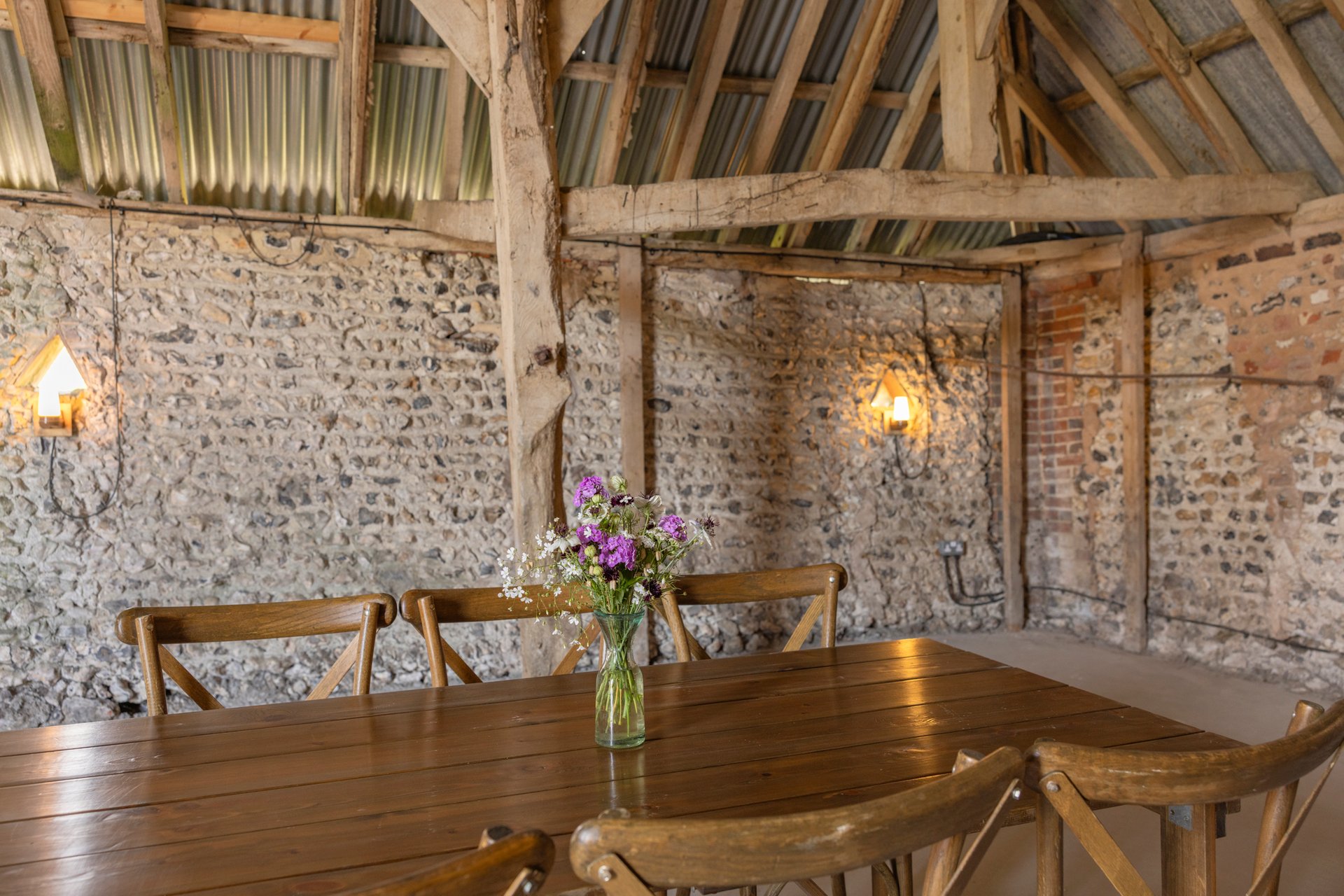 New Elms Barn Wedding Venue | Prices & Costs | Bridebook