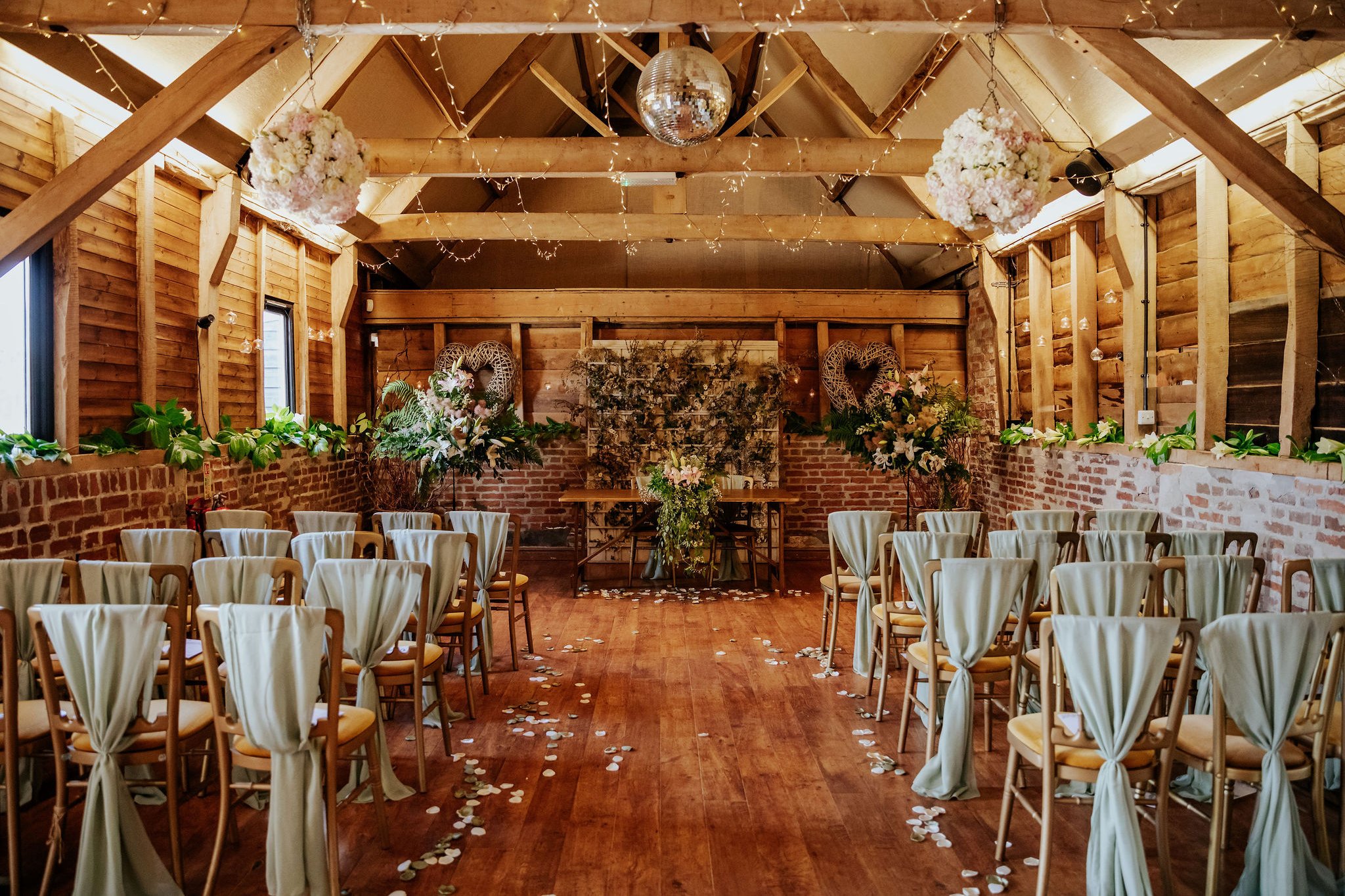 Wellington Barn (Events) Wedding Venue | Prices & Costs | Bridebook