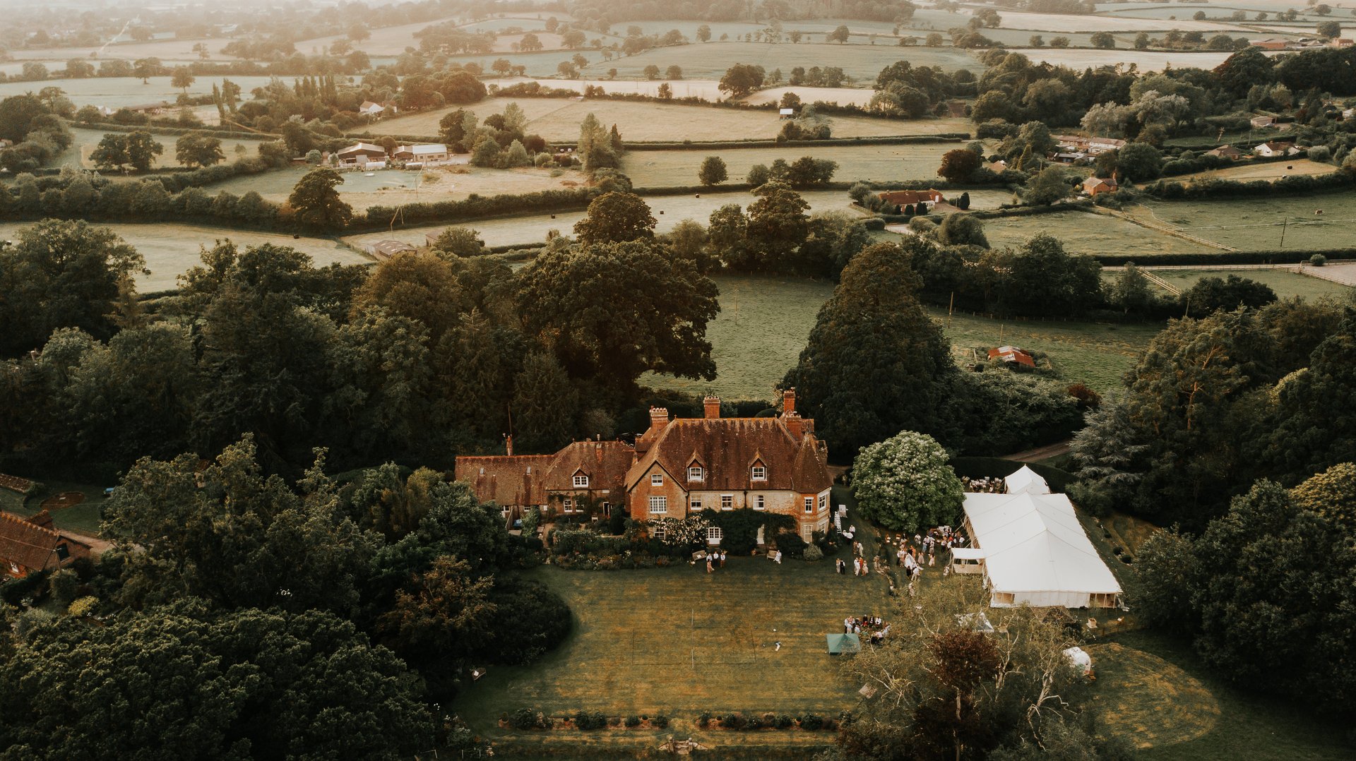 Shillingstone House Wedding Venue | Prices & Costs | Bridebook