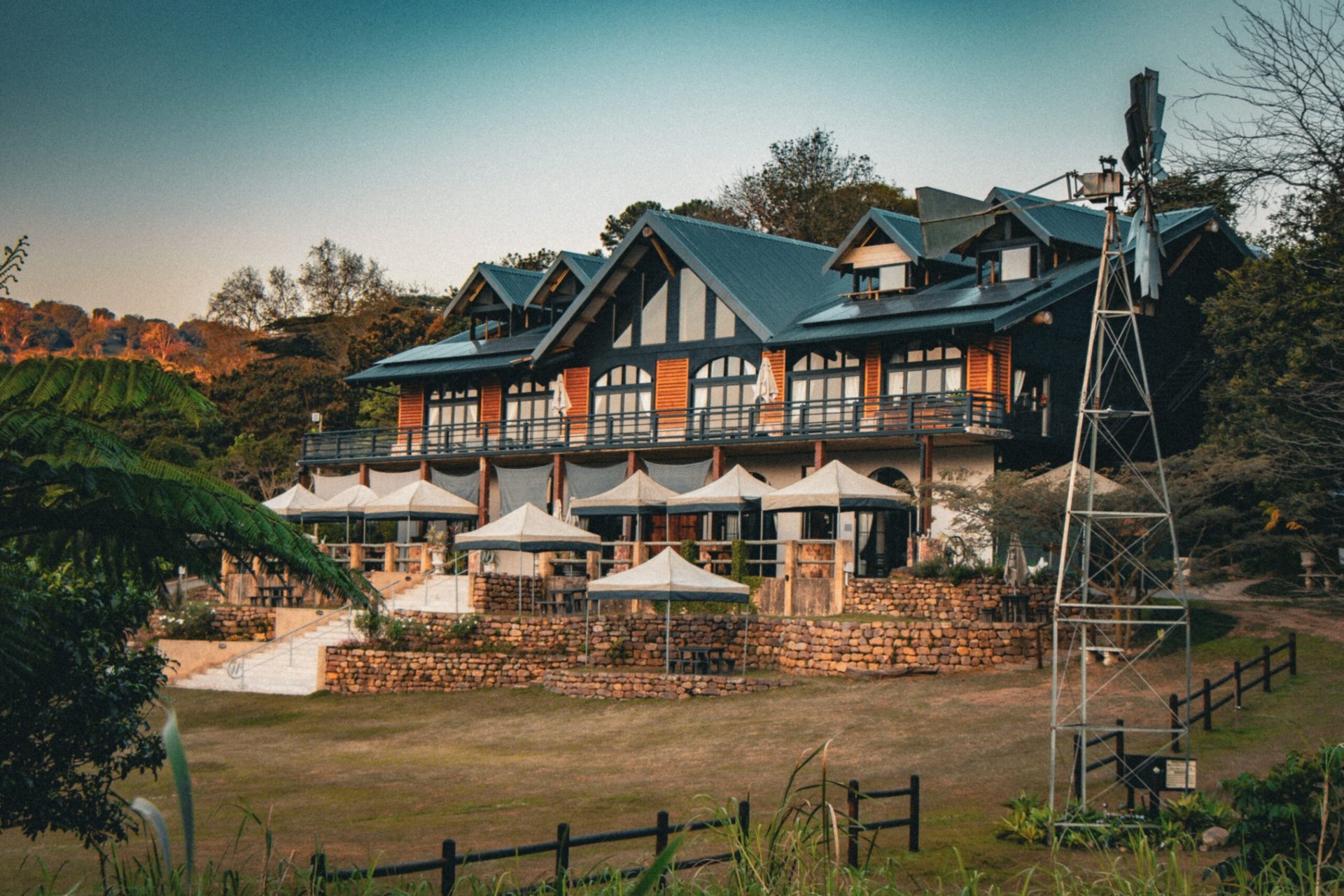 Willow Way Manor Wedding Venue | Prices & Reviews | Bridebook